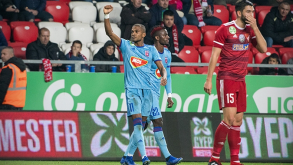 Vidi pick up an important win at the home of Debrecen | Videoton FC ...